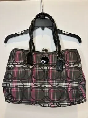 Coach | Bags | Coach Poppy Berry Plaid Signature C Canvas Kiss Lock ...